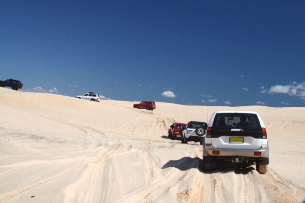 Sand Driving Techniques: 4WD Guide for Every Skill Level - Overlanding ...
