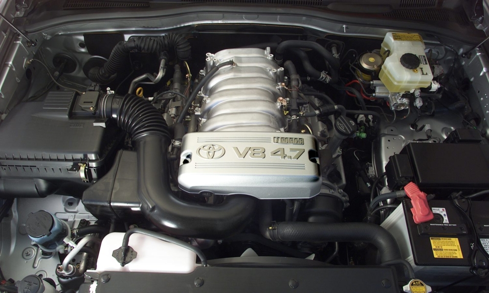 Toyota 2UZ-FE 4.7L V8 Engine: Specs, Reliability, and Performance