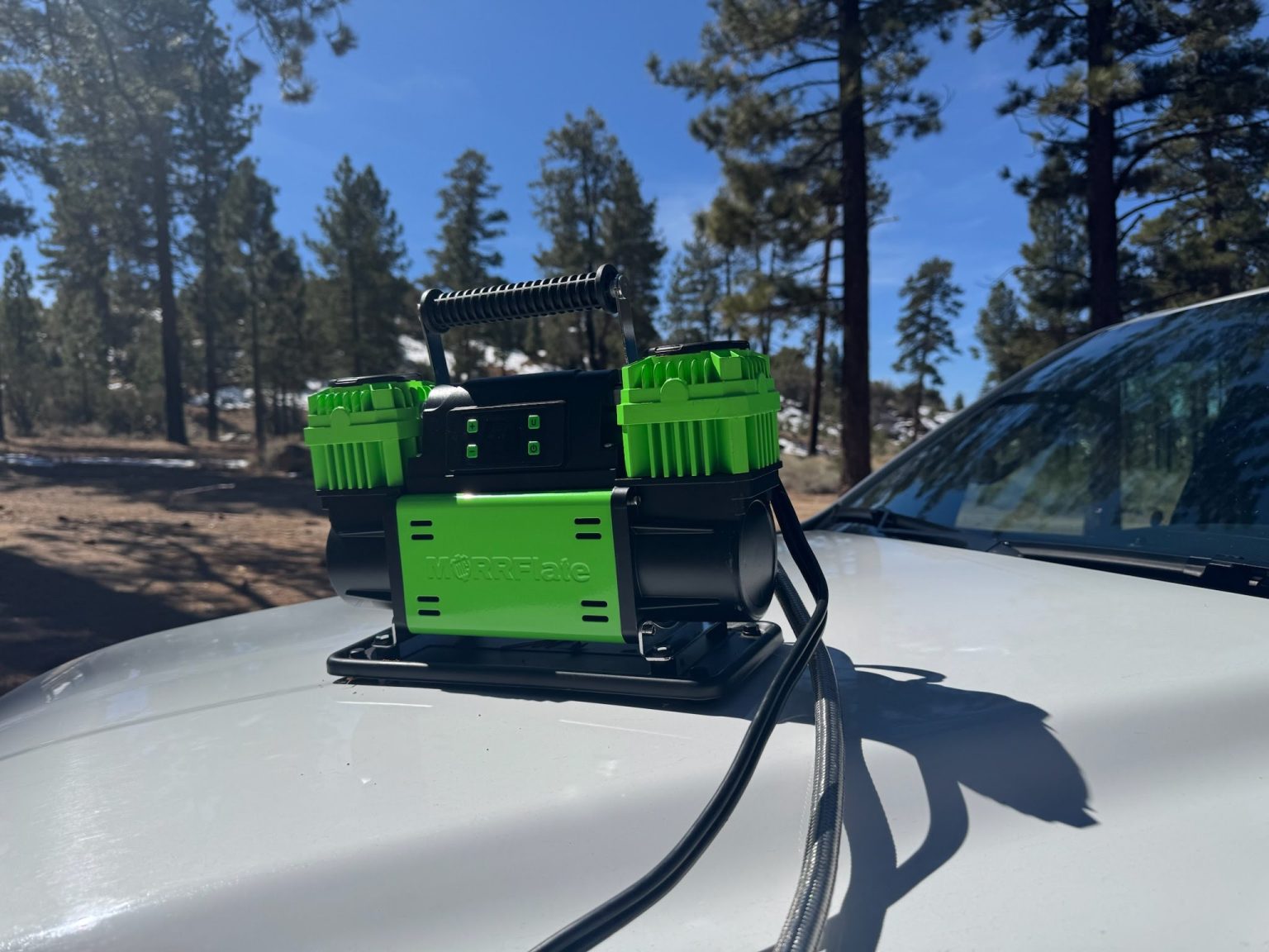 How to Choose the Right Portable Air Compressor for Overlanding